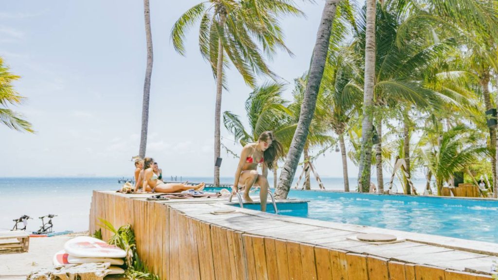 Adventure and party in Mayan Monkey Isla Mujeres - Mayan Monkey News