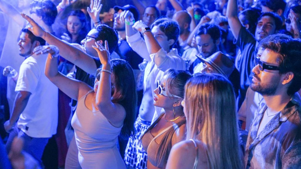 Enjoy an unforgettable party at 'Terms & Conditions' with Hugel and Tom ...